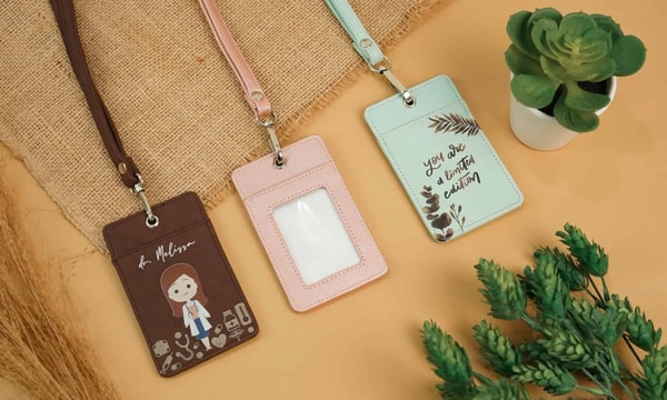 Standar Ukuran ID Card Holder yang Baik