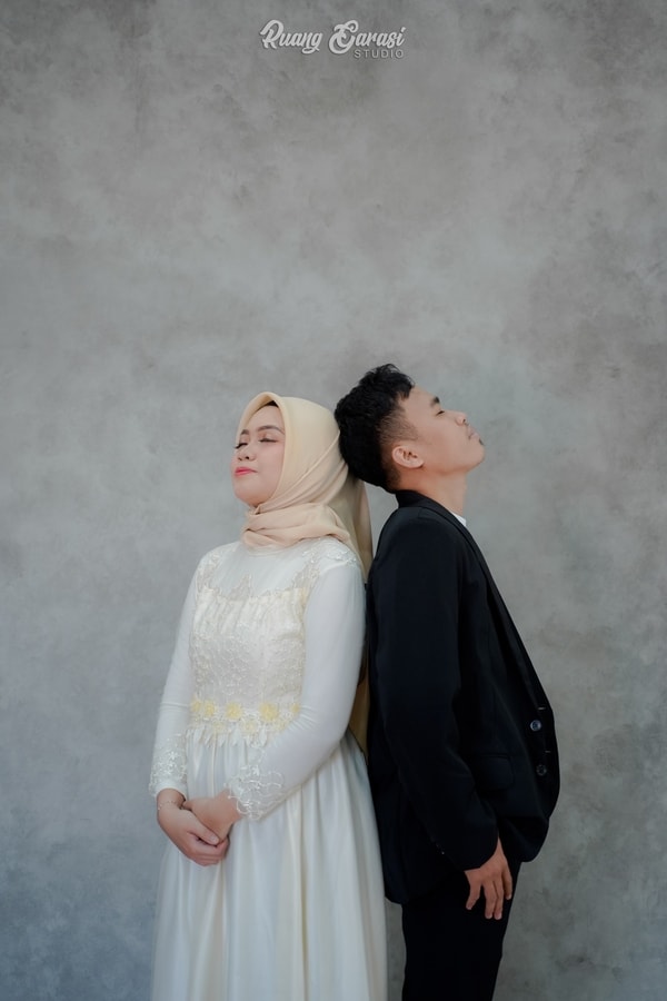 PRICE FOTO COUPLE